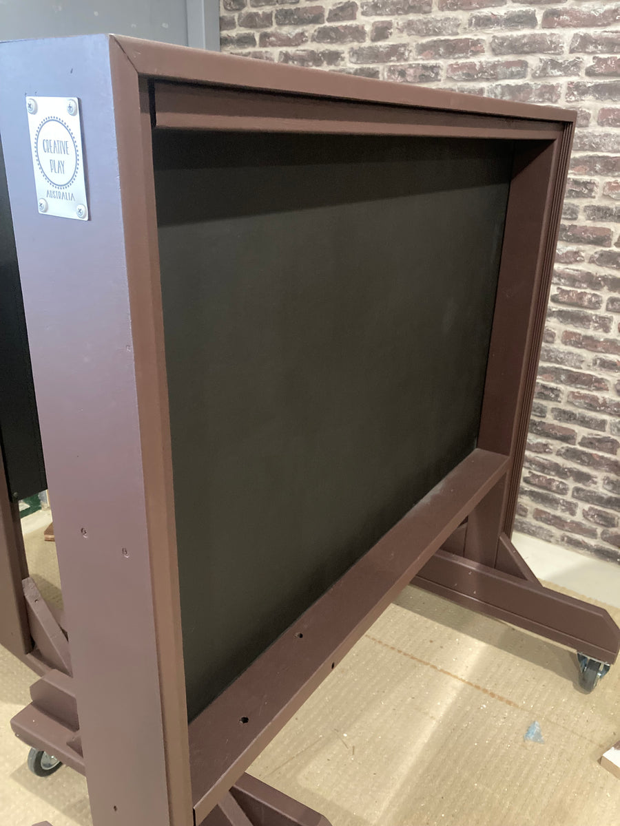 Blackboard Stand – Creative Play Australia